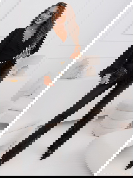 Bluzki z dekoltem - kolekcja jesień 2024 - sklep internetowy Pakuten