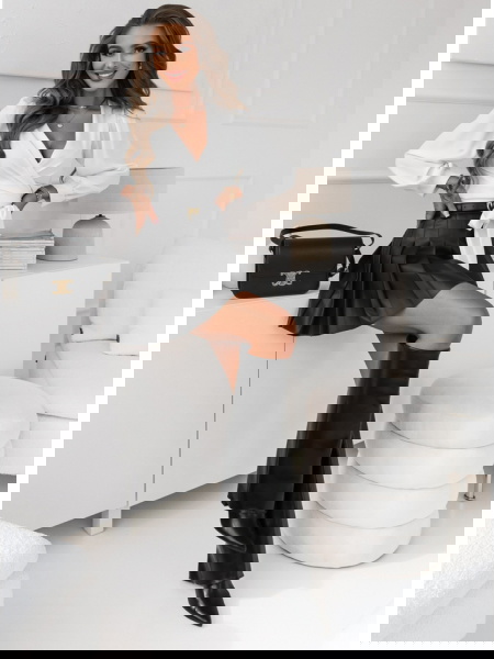 Bluzki z dekoltem - kolekcja jesień 2024 - sklep internetowy Pakuten